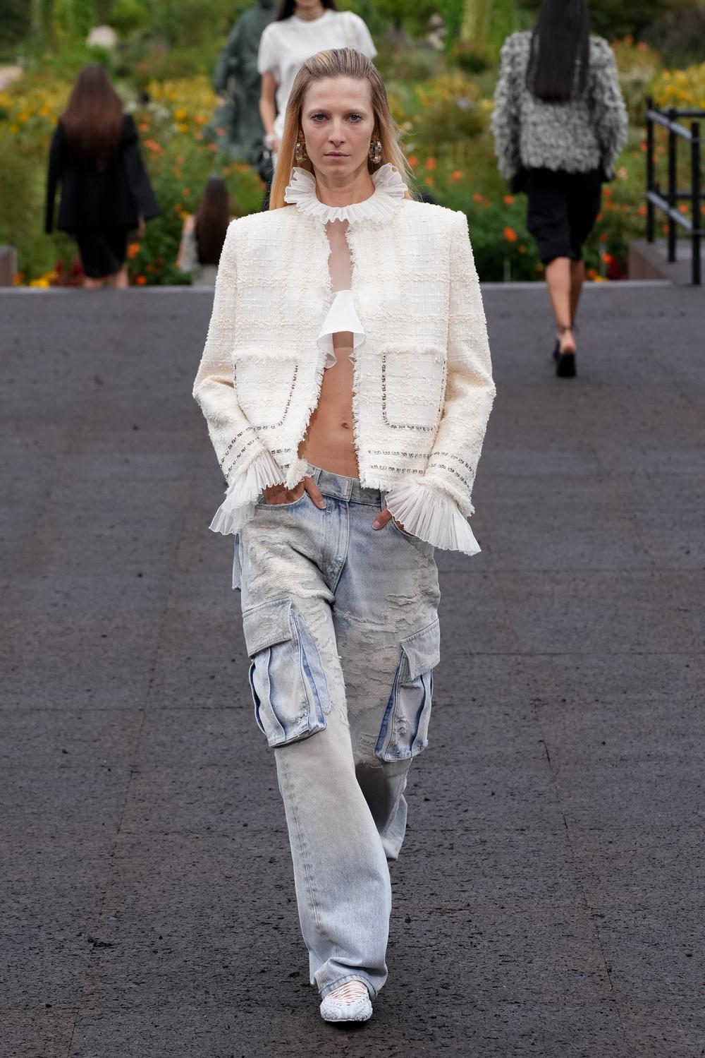 Défilé - Givenchy - Prêt à porter Printemps-Eté 2023